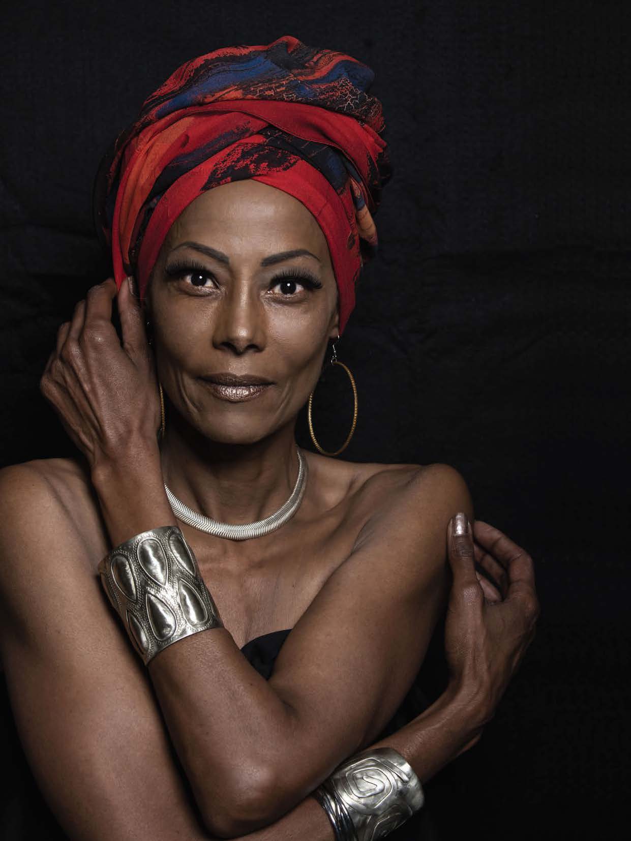 Helena De Jesus “I Dress in Art, I Dress in Love” | Revista Índico
