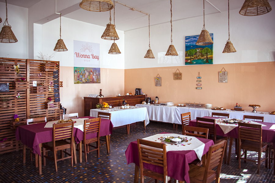 Wonna Bay Vila – Savouring all of Mozambique, looking at the bay ...